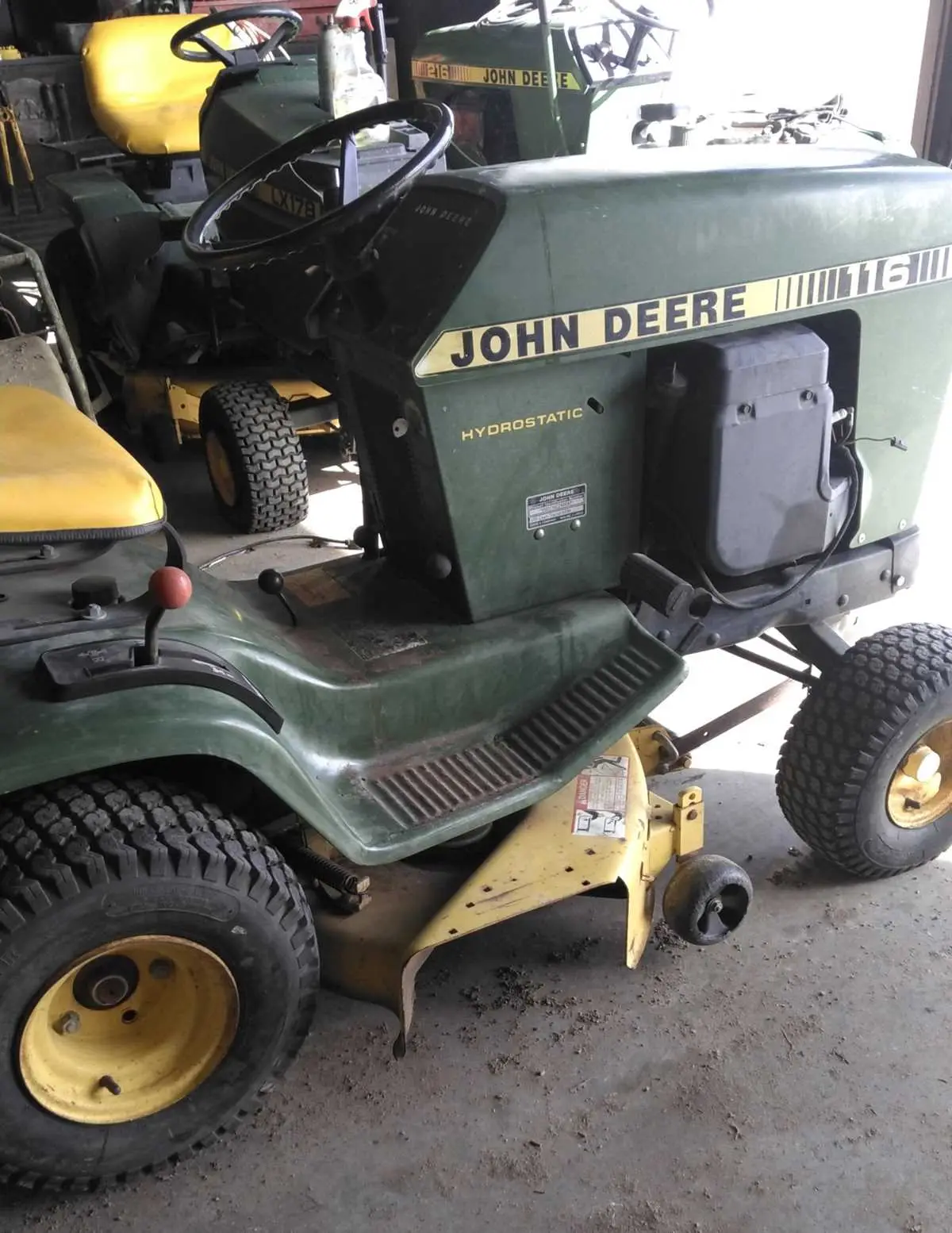 Diagrama de cableado John Deere 111 modelo 1984